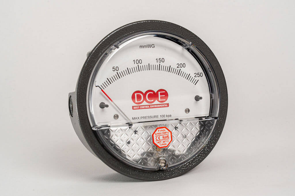 Magnehelic Gauge (including back plate) - DCE Limited